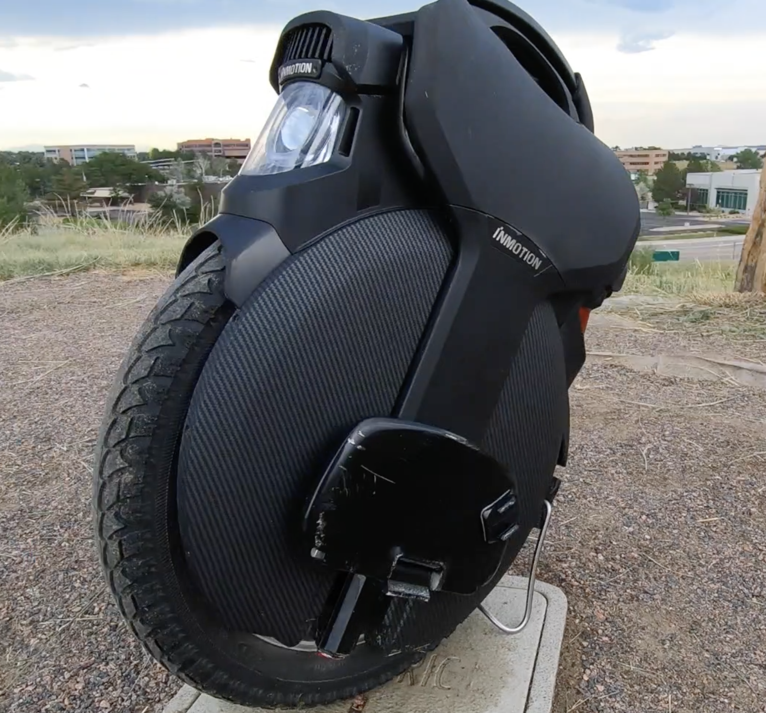 Comprehensive InMotion V11 Review OneRADwheel
